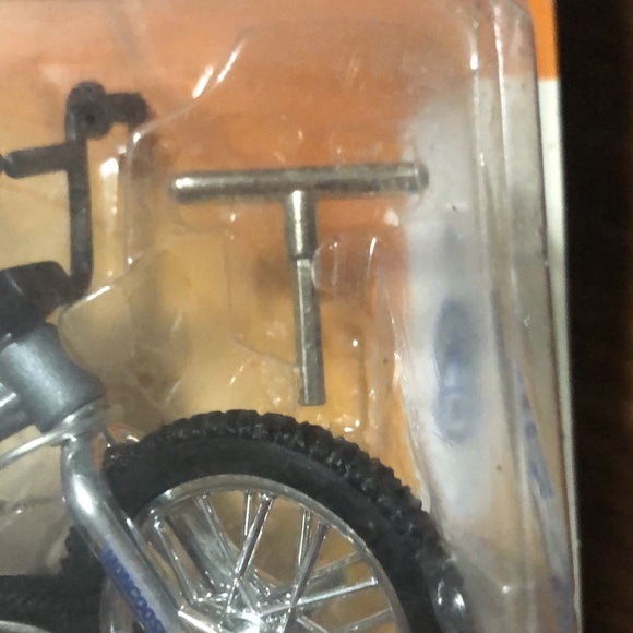 Toys | New Flick Trix Spin Master Series 1 1999 Finger Bikes Mongoose ...
